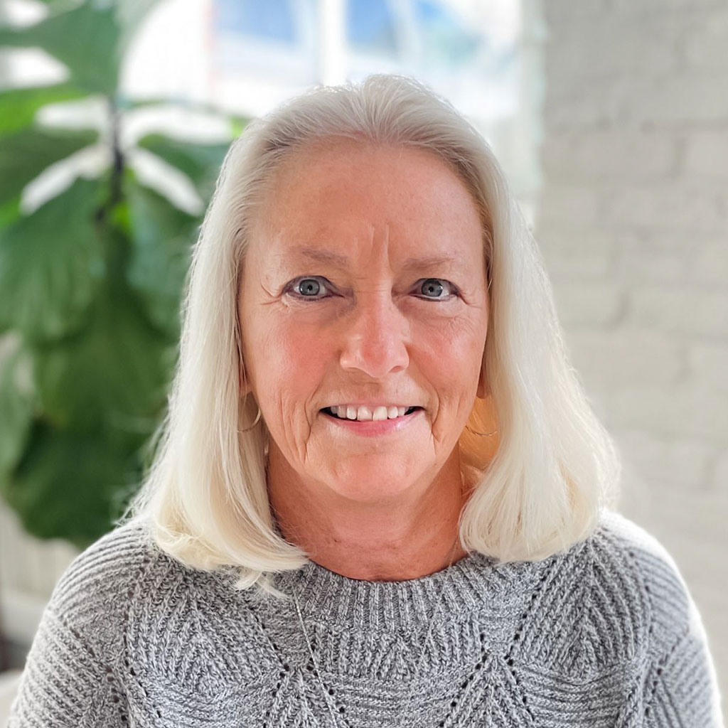 Contact the Experienced Insurance Agents at Farm Creek Insurance